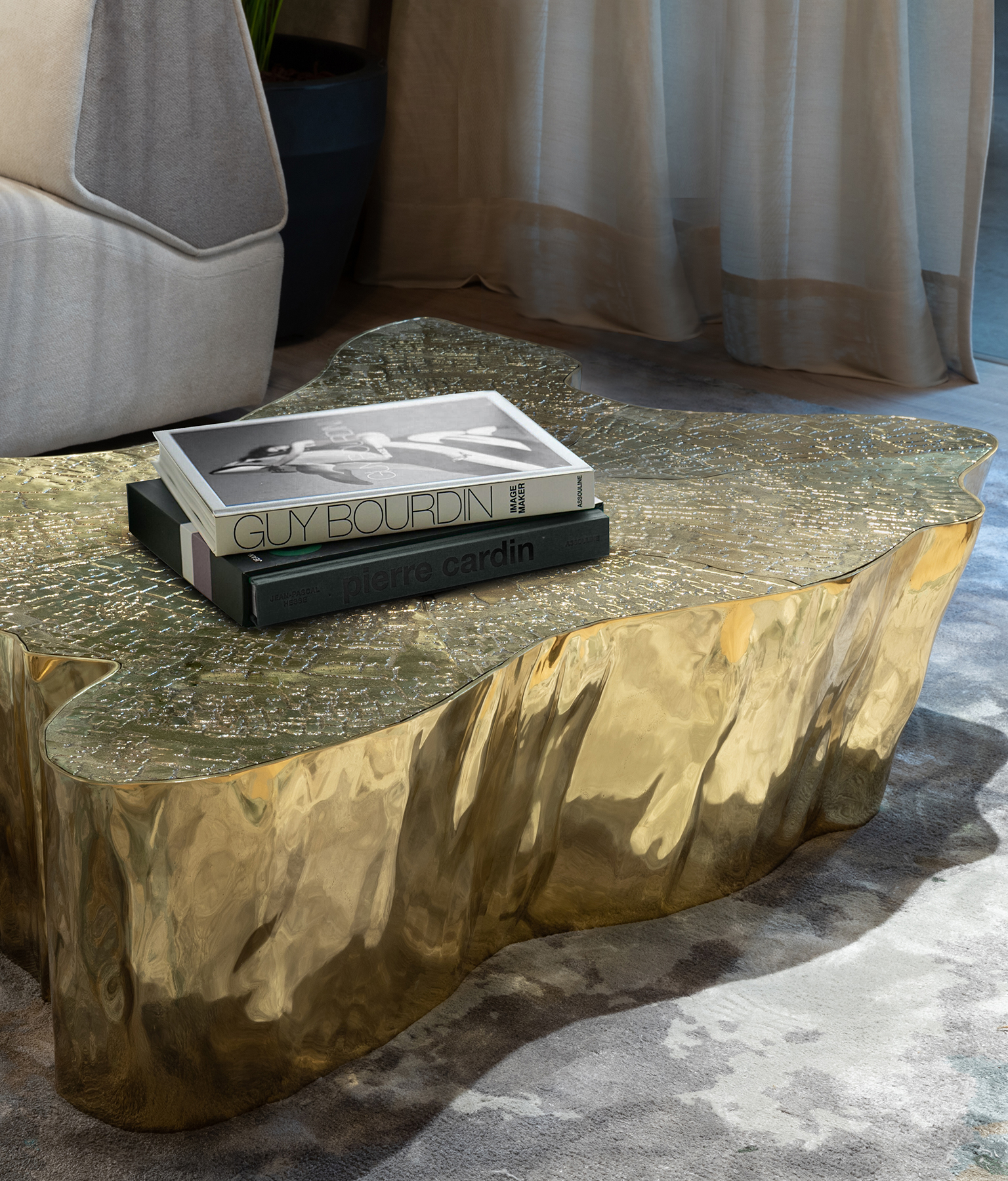 Eden Black Marble Center Table | Boca do Lobo Exclusive Design